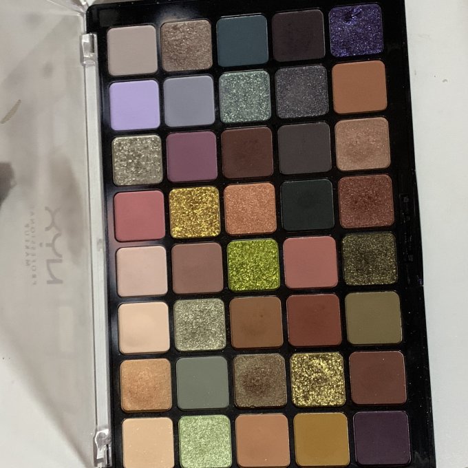 NYX眼影怎么样好用吗 精致女孩必备彩妆系列之眼影盘_什么值得买