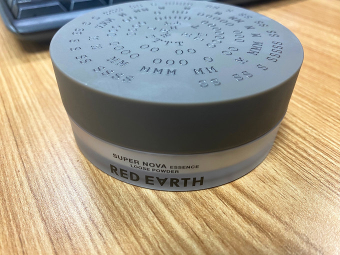 红地球散粉蜜粉怎么样好用吗 日本进口red earth红地球 草本养肤散粉控油_什么值得买