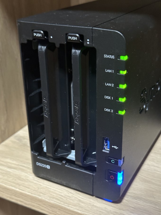 Synology DS220+ 搭配神盘HC320_什么值得买