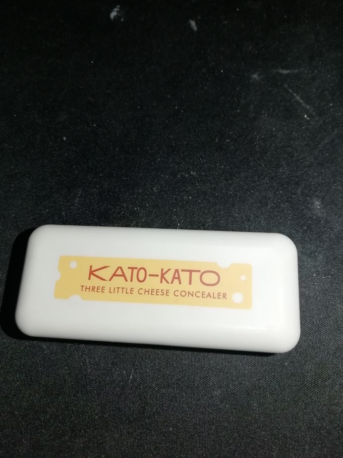 KATO-KATO遮瑕膏怎么样 细腻好用不卡粉遮暇_什么值得买