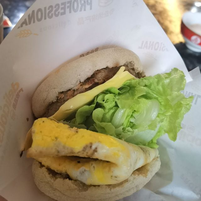 曼可顿饼干糕点_MANKATTAN 曼可顿 英式麦芬全麦汉堡胚汉堡包面包胚皮松饼早餐食材家庭半成品多少钱-什么值得买