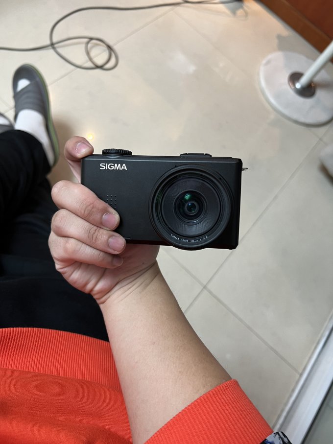 适马DP1 Quattro数码相机怎么样 续航和胶片机一样的适马dp1m🎞_什么值得买