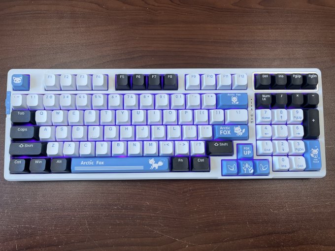 VGN无线键盘怎么样 春日宝藏！VGN V98 Pro 97 极地银狐开箱_什么值得买