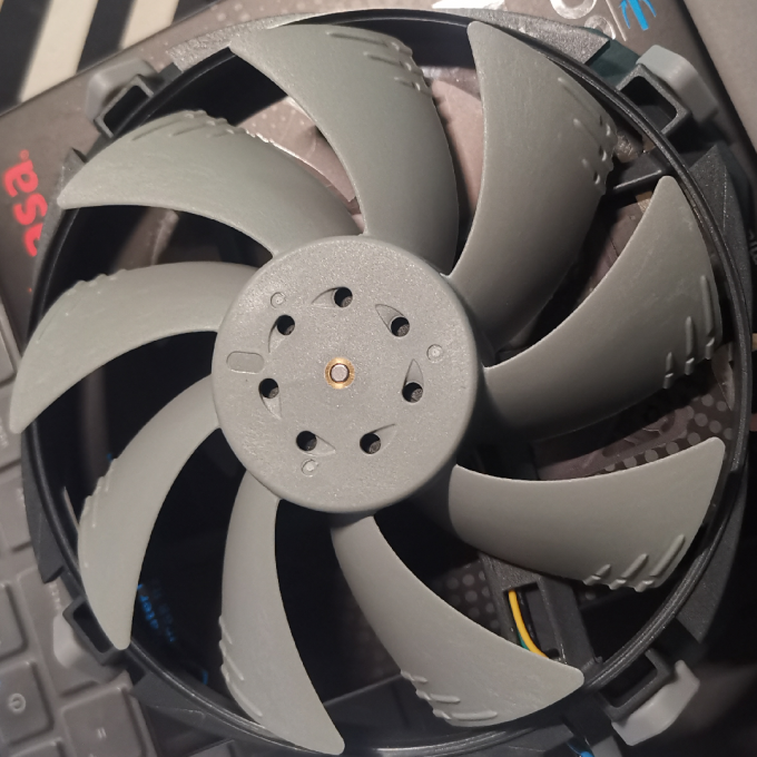 爱克生散热器怎么样 OTTO-SC12风扇：独树一帜_什么值得买