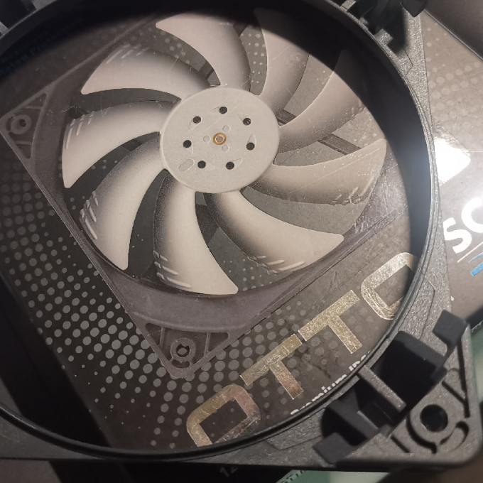 爱克生散热器怎么样 OTTO-SC12风扇：独树一帜_什么值得买