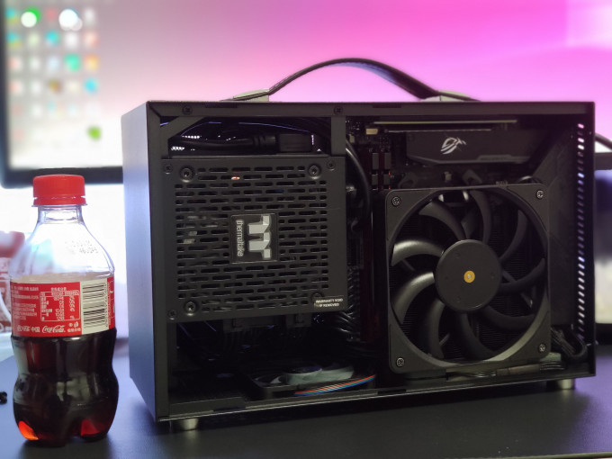 闪麟s300 itx小机箱第一次装机成功_什么值得买