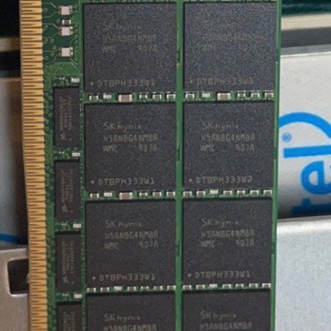 服务器用的ddr4 reg ecc 128G 4DRx4内存_什么值得买