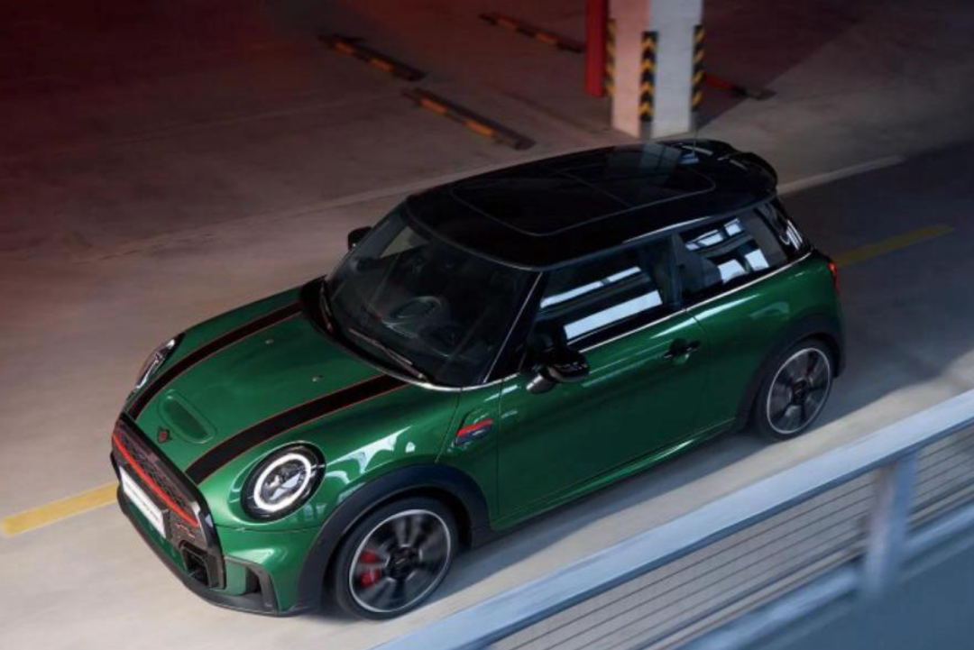 限量150台 MINI JCW终极版售36.03万元_轿车_什么值得买