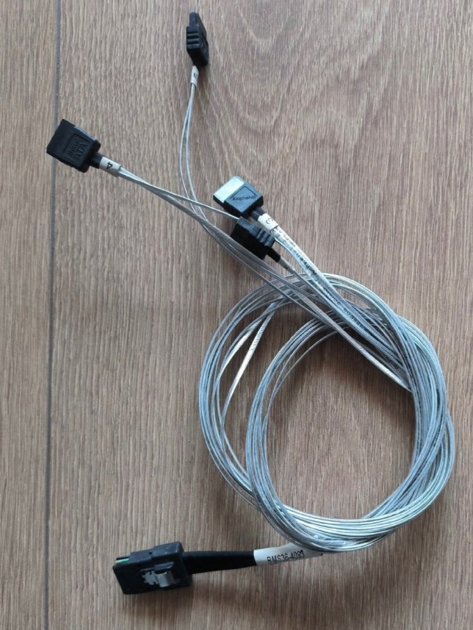 硬盘转接线mini sas 8087到sata_什么值得买