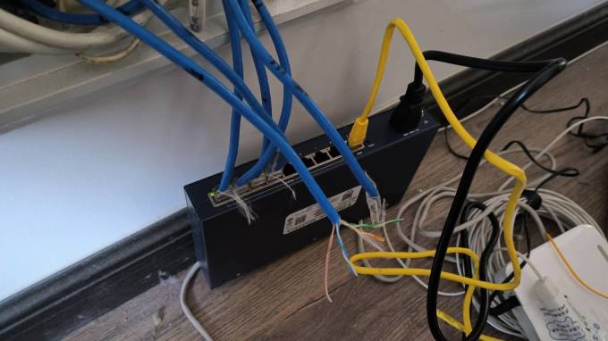 中国电信路由器怎么样 做不到FTTR，搞一套ac+ap也可以啊_什么值得买