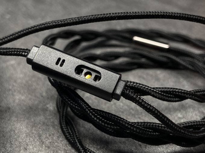 锐可余音SG-01耳塞式耳机怎么样 物有所值的余音sg01，除了听歌还能唱k_什么值得买