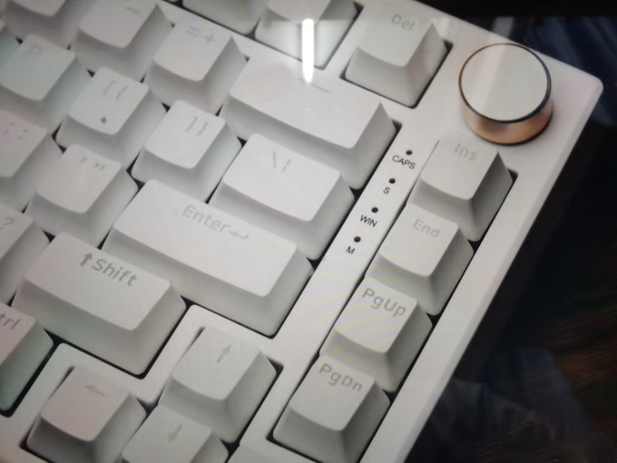 VGN键盘怎么样 75配列的新卷王？99起顶配199的vgn n75来了_什么值得买