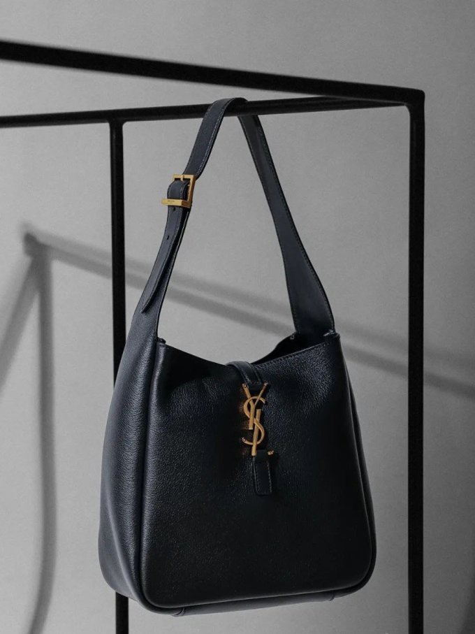圣罗兰女士手提包怎么样 每日种草 | YSL Le 5À7 Soft Hobo手袋_什么值得买
