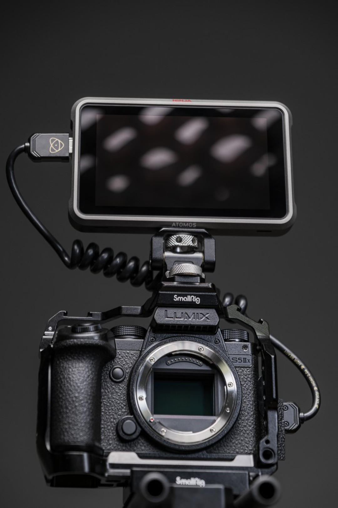 松下 LUMIX S5IIX 正式上市，并迎来新固件更新，支持两种RAW格式外录预售到手价15298元起（套机）_相机_什么值得买