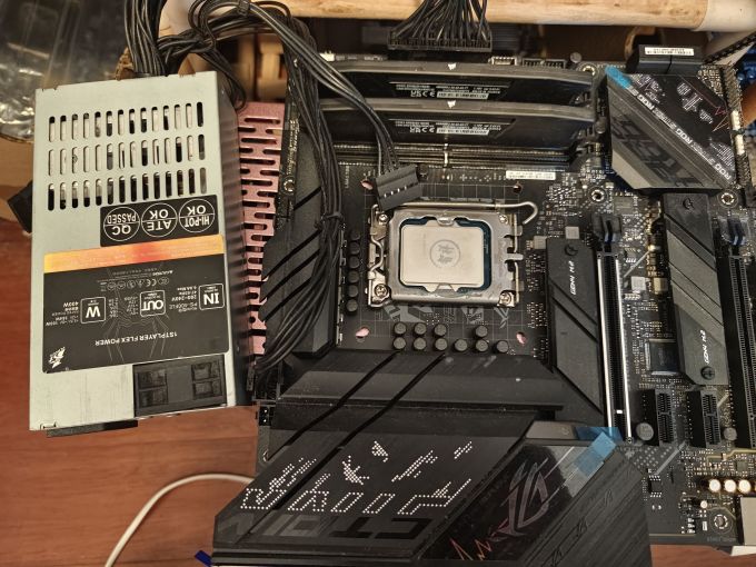 吕布骑狗！12代ES CPU疯狂超外频加DDR5_什么值得买