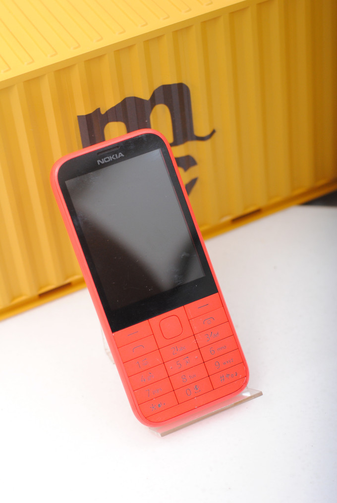 诺基亚225非智能手机怎么样 2.8寸屏，竟然是s30系统，诺基亚225_什么值得买
