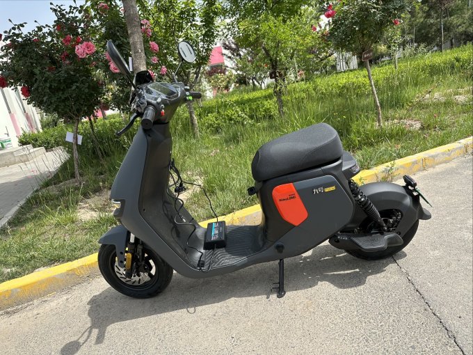 九号电动车整车怎么样 九号F90M体验_什么值得买