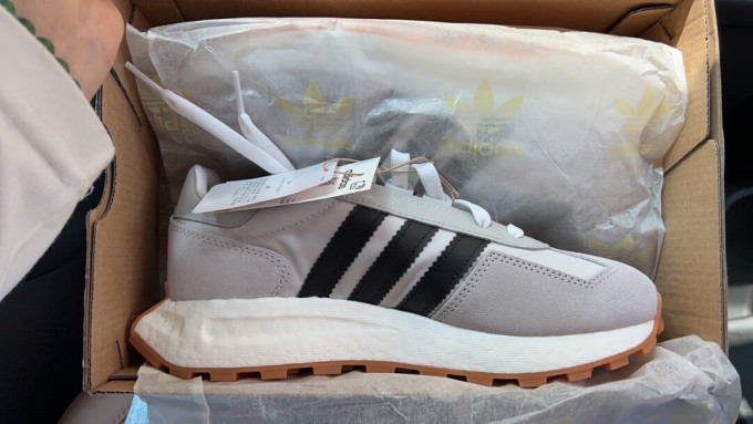 阿迪达斯休闲运动鞋怎么样 真的踩屎感完美体验！穿上第一下..._什么值得买