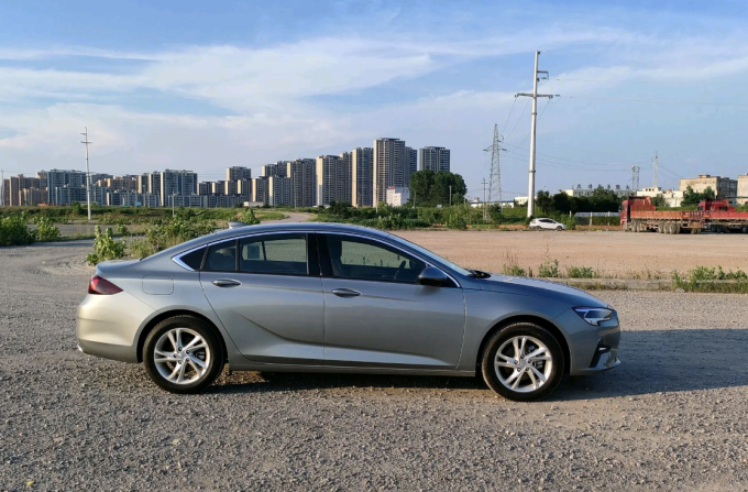 别克轿车怎么样 2023款君威552T_什么值得买