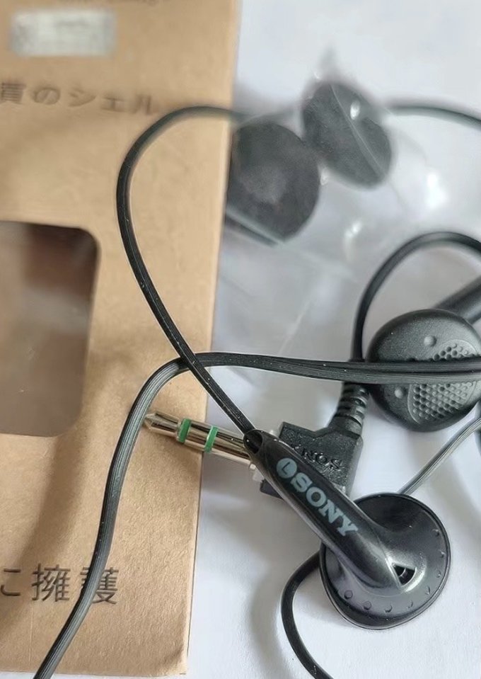 索尼耳机怎么样 谁还记得索尼的经典耳机e808_什么值得买
