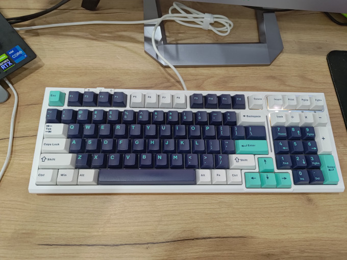 ROYAL KLUDGER98无线键盘怎么样 RK R98客制化机械键盘3个月使用体验_什么值得买