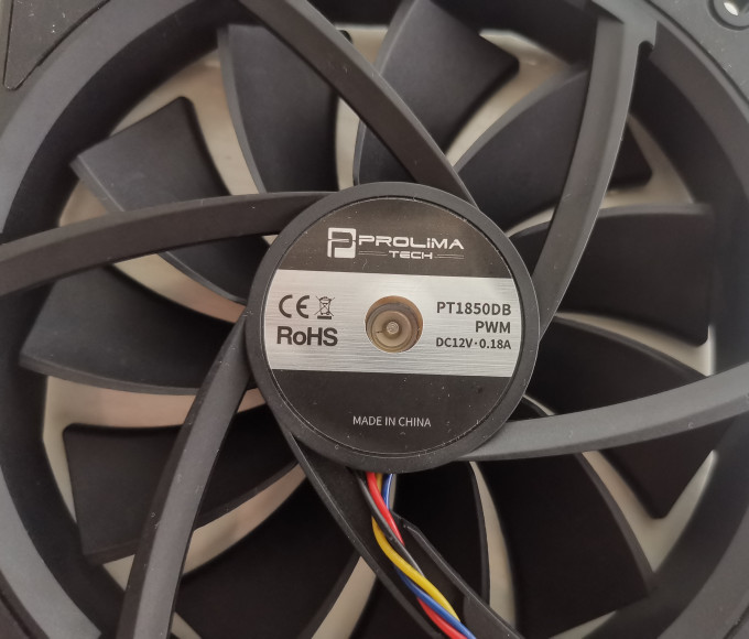 采融PT12025 V2散热器怎么样 采融PT1850：双滚珠经典_什么值得买