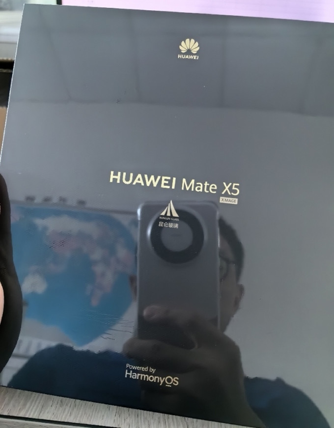 华为MateX5大崩盘_什么值得买