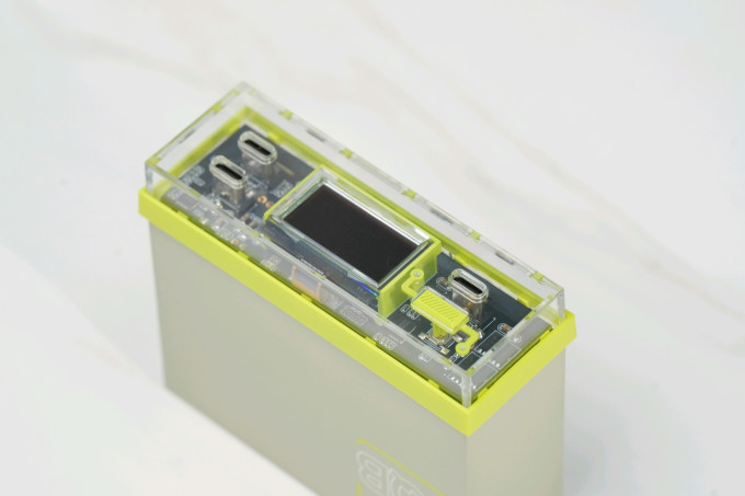 TEGIC QUICKBEE 130W 桌面充电器图赏_什么值得买