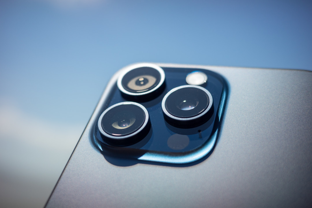 PhoneTalk：深度使用一个月，iPhone的拍照还能打吗？iPhone 15 Pro Max影像系统深度评测_iPhone_什么值得买