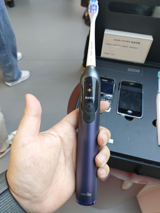 笑容加F10 PRO电动牙刷怎么样 想要拥有健康的牙齿，选 usmile f10 pro 就对了！_什么值得买