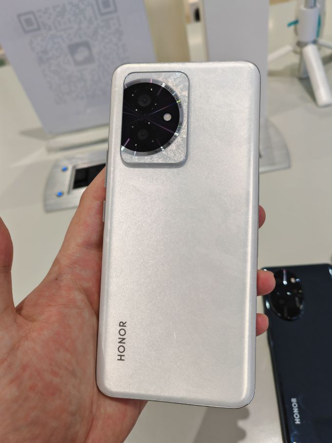 荣耀100首发骁龙7Gen3_什么值得买