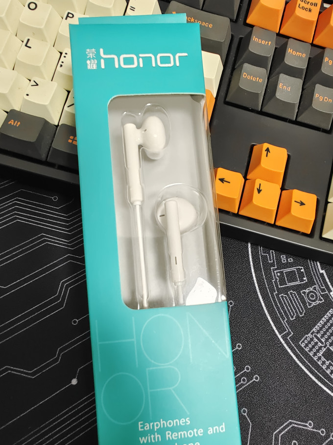 开箱一款遥遥领先的耳机：华为/荣耀 AM115_什么值得买
