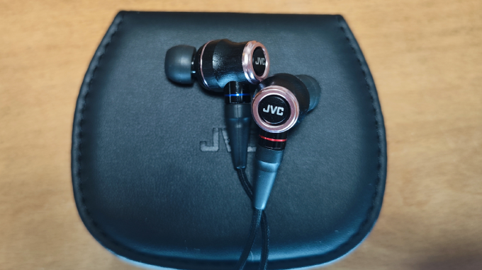 杰伟世FW001专业音频怎么样 自己曝料的黑五jvc fw01到手了_什么值得买