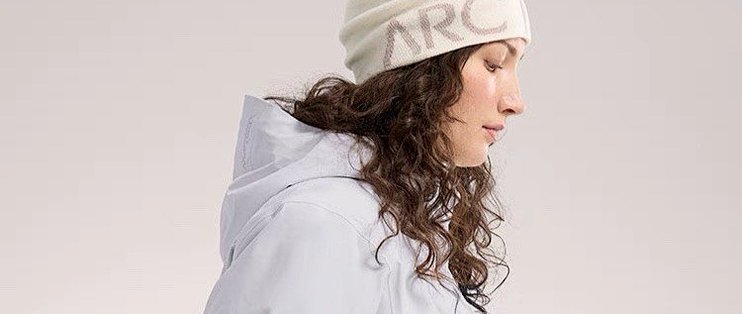 始祖鸟RUSSET DOWN JACKET W：都市女性的温暖守护者_户外羽绒衣裤_什么值得买