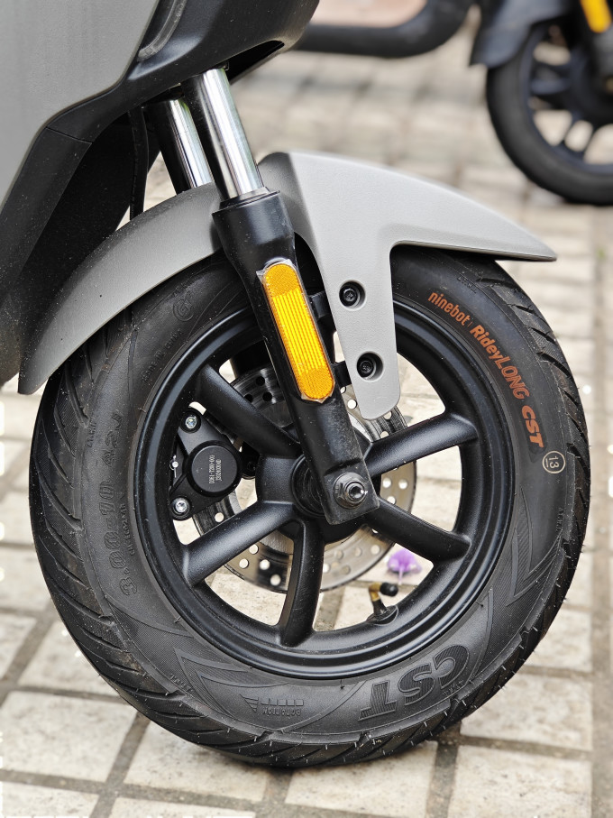 九号电动车整车怎么样 五星钻豹直接升级换九号Fmix！是飘了还是九号真值？_什么值得买