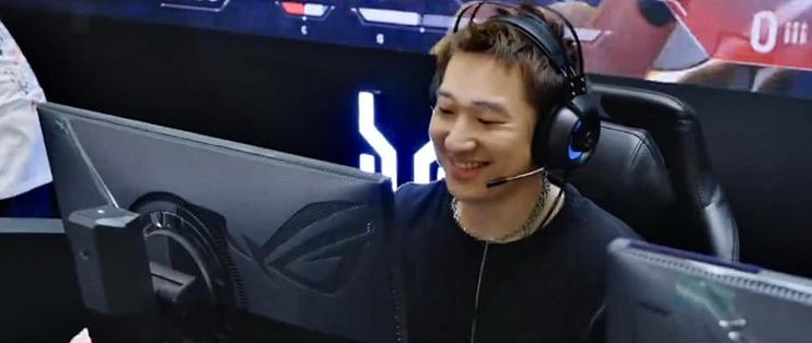 FPS游戏大神齐聚，ROG绝杀25青春版XG259CMS电竞显示器助阵杀敌！_显示器_什么值得买