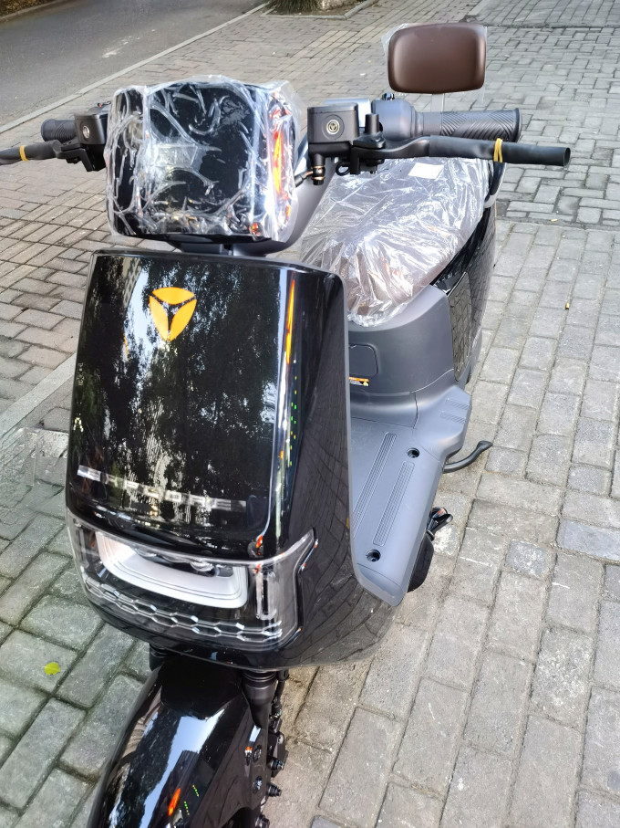 雅迪电动车整车怎么样 雅迪冠能E10lite，智能长续航，快乐探索、自由出行_什么值得买