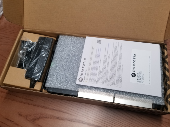 MikroTik路由器怎么样 MikroTik rb5009，让数据传输飞起来！_什么值得买