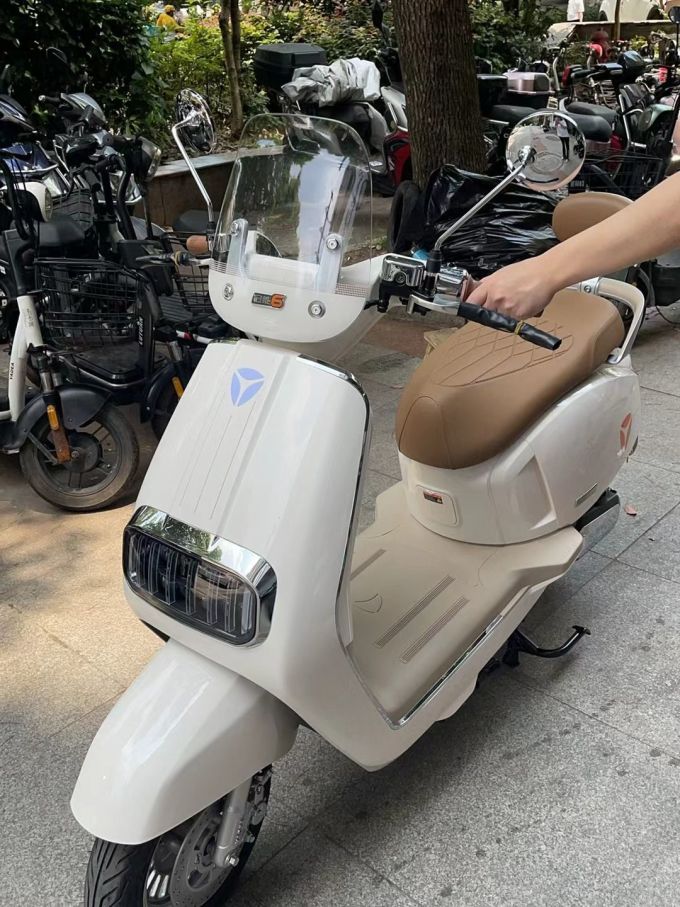 雅迪电动车怎么样 雅迪冠能6代M85-D使用体验_什么值得买