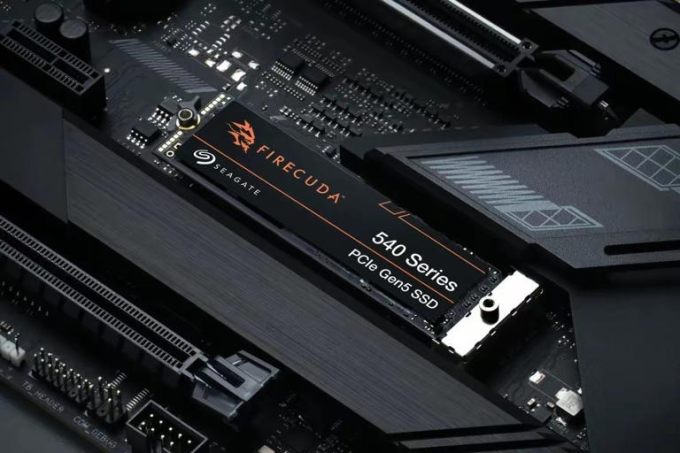 为什么说最好不要将你的SSD塞得太满？这就是原因_什么值得买