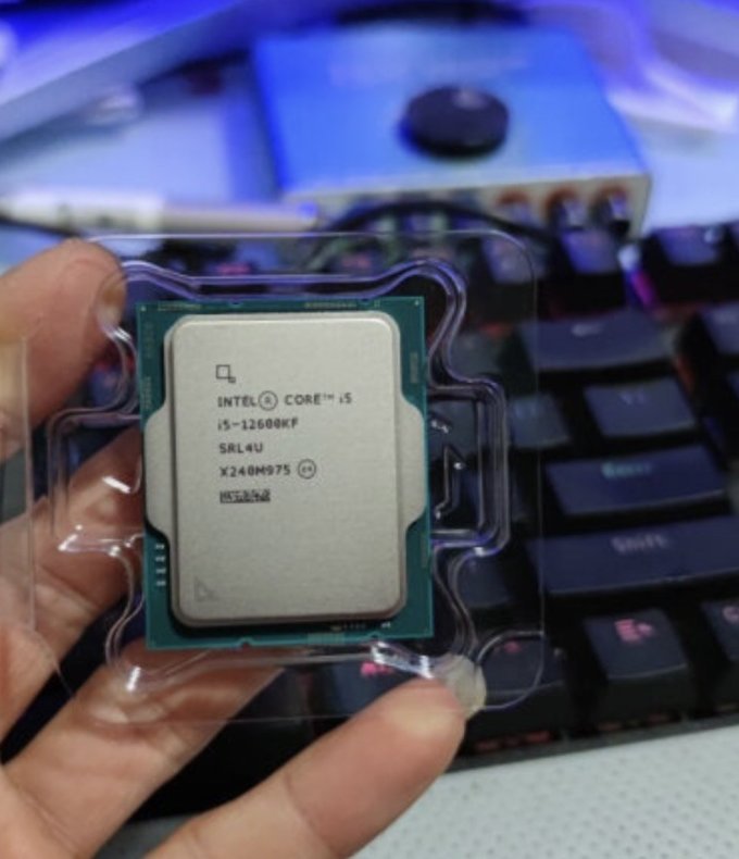 英特尔酷睿i5-12600KFCPU怎么样 🚀英特尔（Intel）i5-12600KF，12代酷睿王者归来！💪_什么值得买