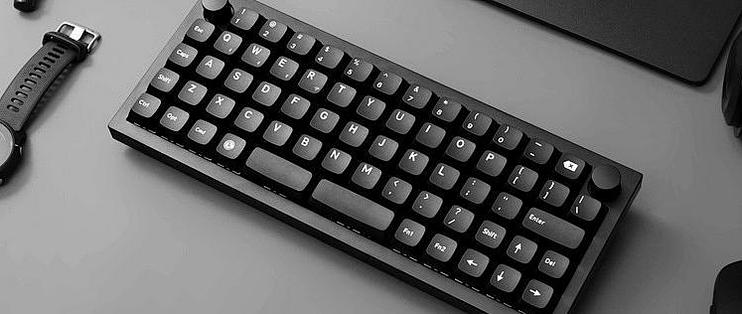 Keychron 发布 Q15 Max 机械键盘，三模、Ortholinear 键位、佳达隆定制轴_无线键盘_什么值得买
