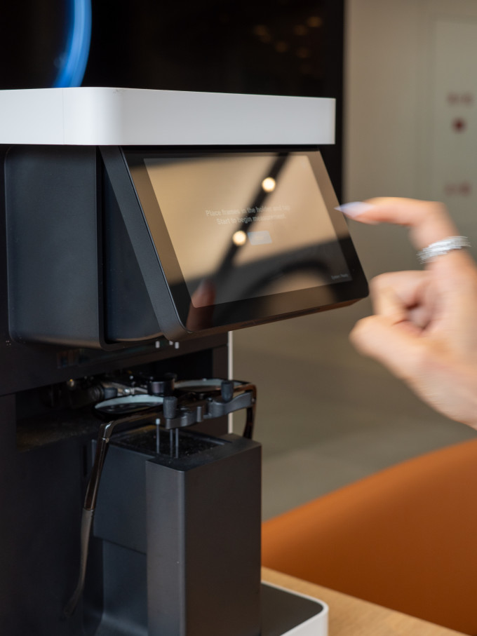 苹果Apple Vision ProVR设备怎么样 不买也可以免费试试，Apple Vision Pro预约体验记_什么值得买