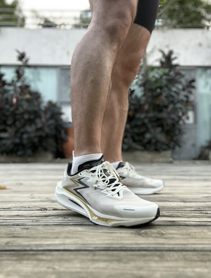 361°跑鞋怎么样 穿什么跑 | 361°飚速3Pro实战测评_什么值得买