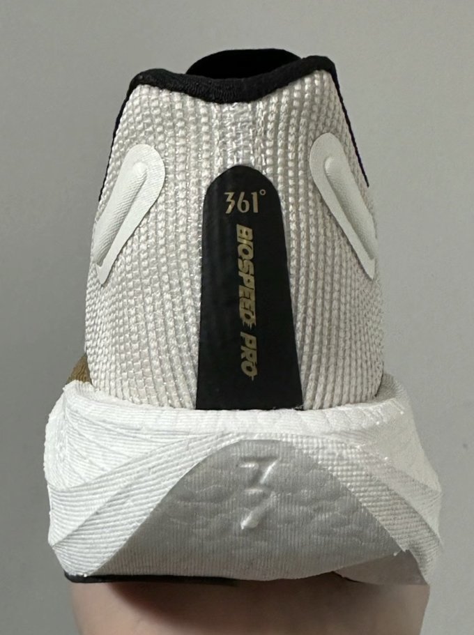 361°跑鞋怎么样 穿什么跑 | 361°飚速3Pro实战测评_什么值得买