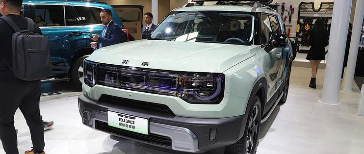 9.99万元硬派越野SUV：北京BJ30_SUV_什么值得买