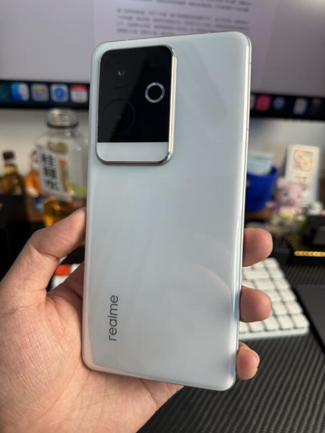 realme真我GT6评测：性能出色但细节待提升_手机_什么值得买