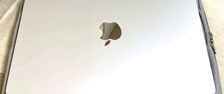 苹果 2022 MacBook Air：时尚外观与顶级性能的邂逅_普通笔记本_什么值得买