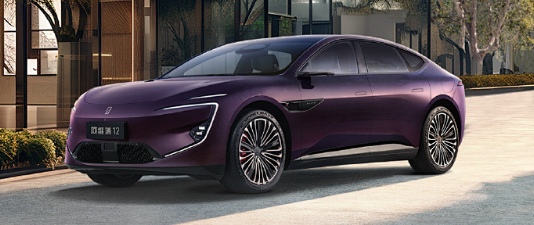 2025款阿维塔12正式上市，售价26.99万元起_新能源车_什么值得买