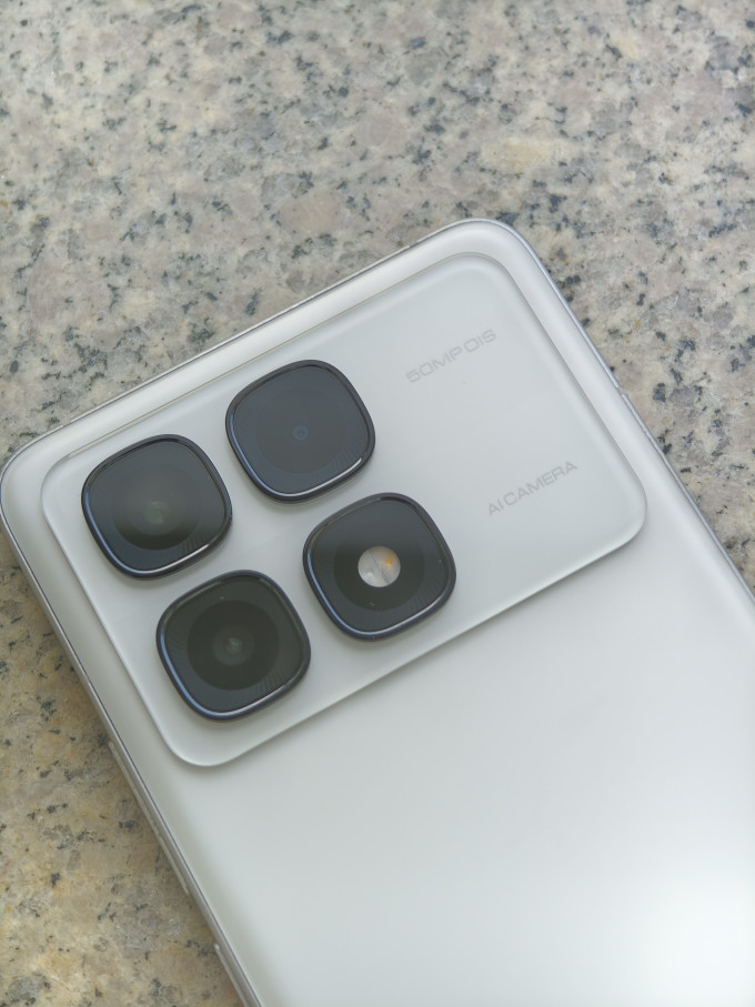 红米安卓手机怎么样 k80要涨价？双十一1999抄底的k70至尊版真香~_什么值得买